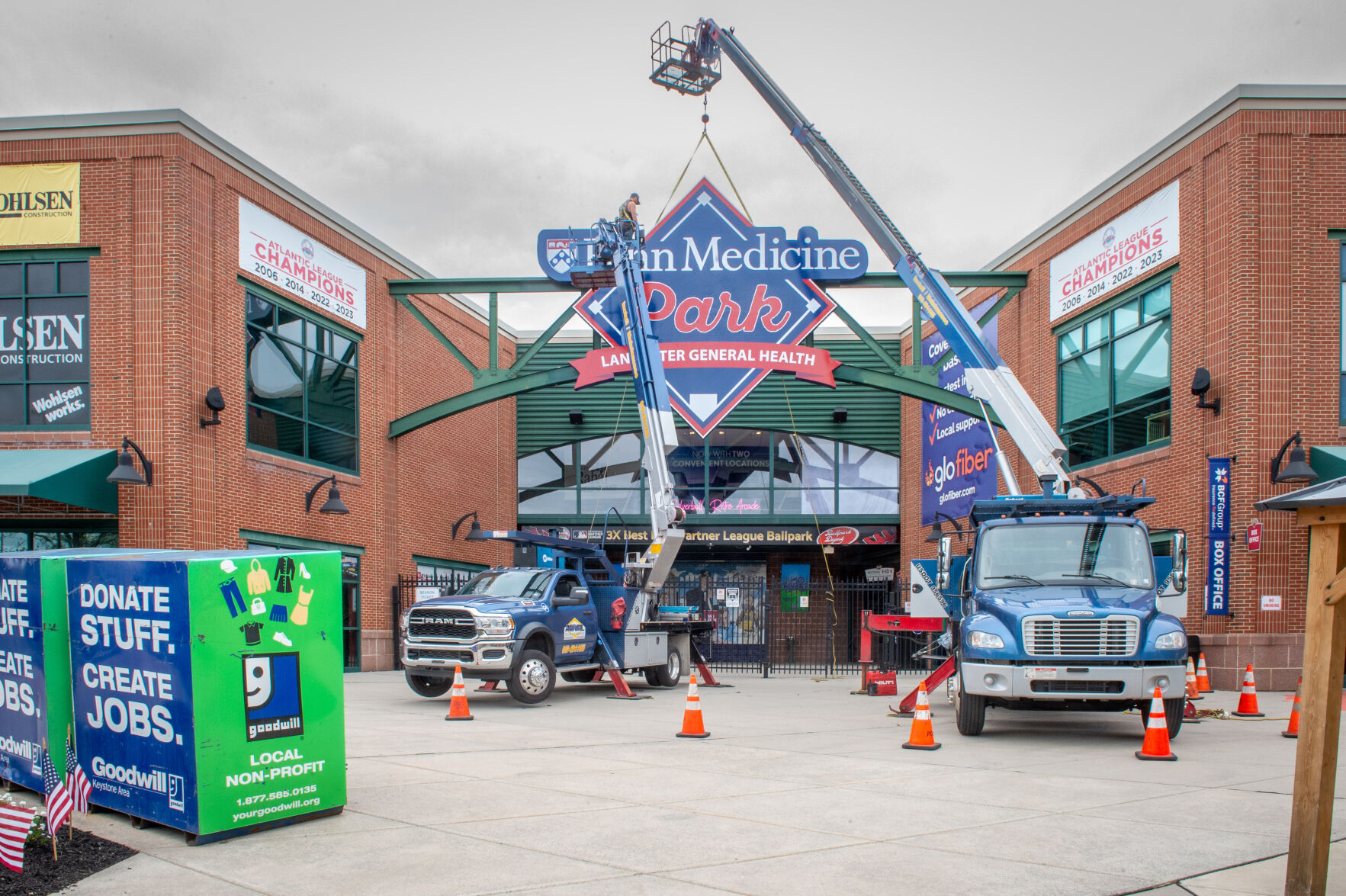 New sign installed above the entrance to Penn Medicine Park [photos ...