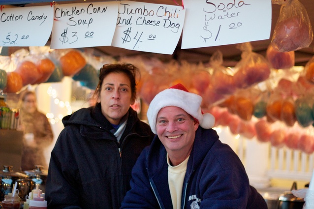 Tree lights, volunteers shine at Mount Joy's Winterfest | News ...