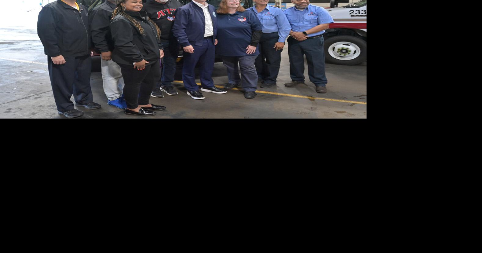 Shapiro touts state budget adding bus service during visit to Red Rose ...