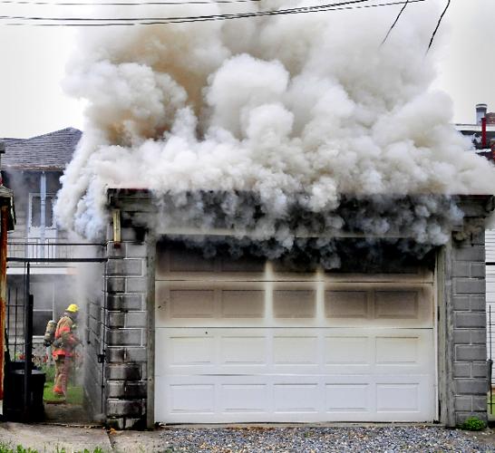 Car, garage destroyed in fire | News | lancasteronline.com
