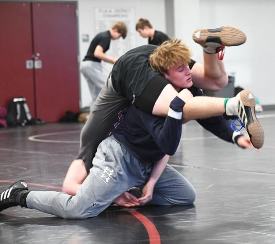 Manheim Central wrestler Brett Barbush [photos] | | lancasteronline.com