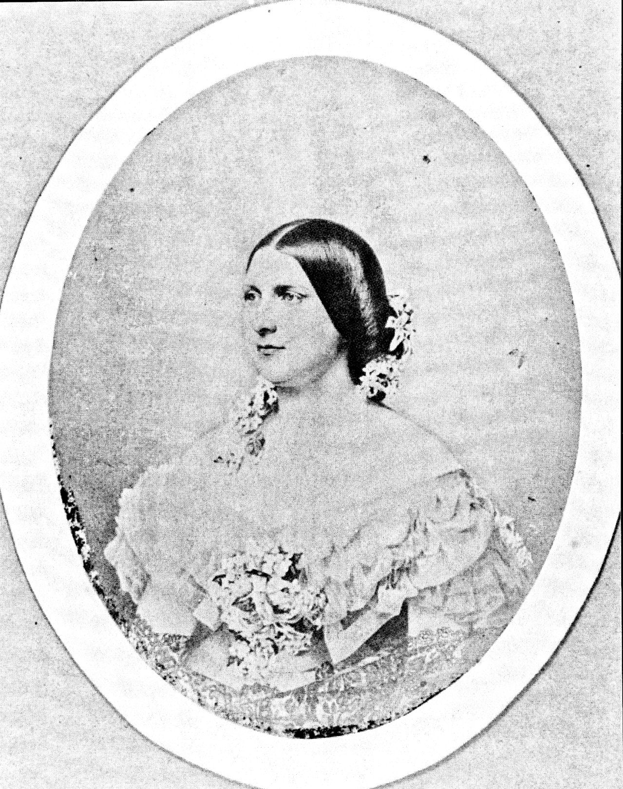 Cocktail to toast Harriet Lane's love of roses at History Happy Hour on ...