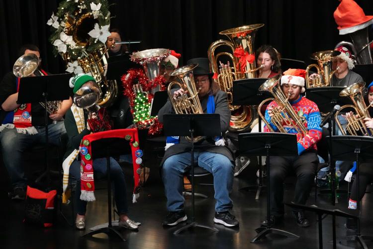Tuba Christmas spreads cheer with indoor show [photos] | Entertainment ...