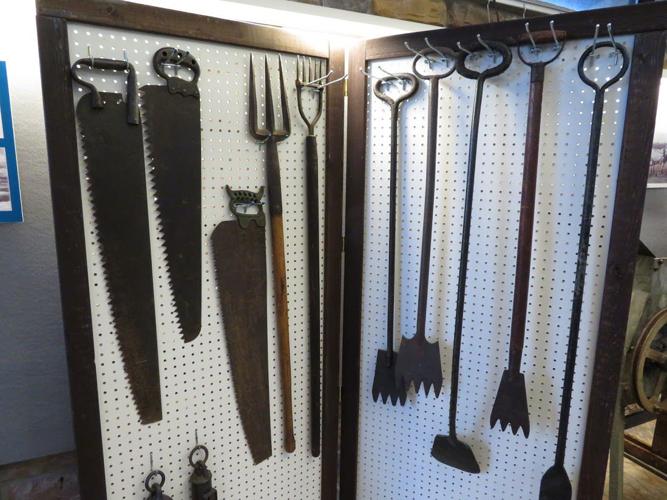 Ice industry is subject of new exhibit at Columbia Crossing; talk with ...