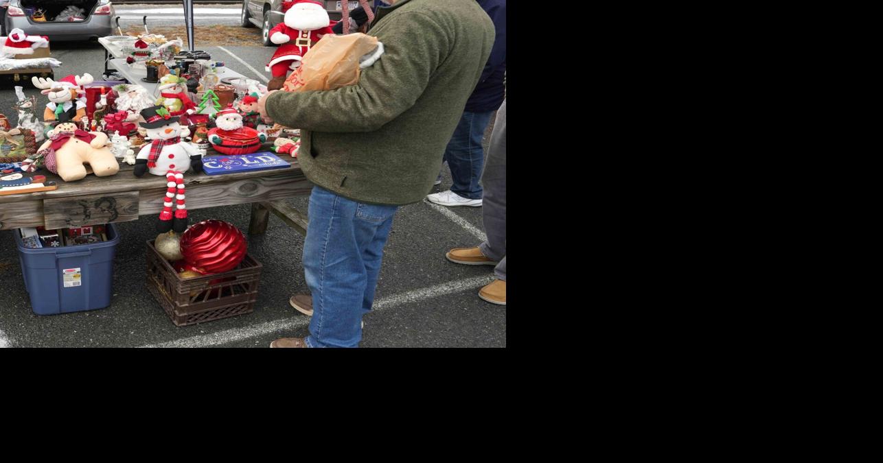 Christmas show at Root's Market in Manheim features more than 200 ...
