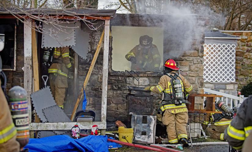 Mobile home deemed uninhabitable after fire early Friday morning in ...