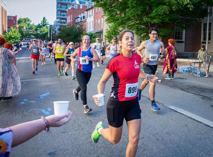 Scenes from the 48th annual Red Rose Run [photos] | | lancasteronline.com