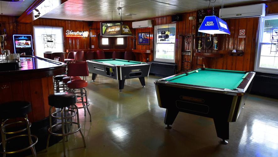 Helen's Corner Bar & Restaurant reopens in Leola with new owners ...