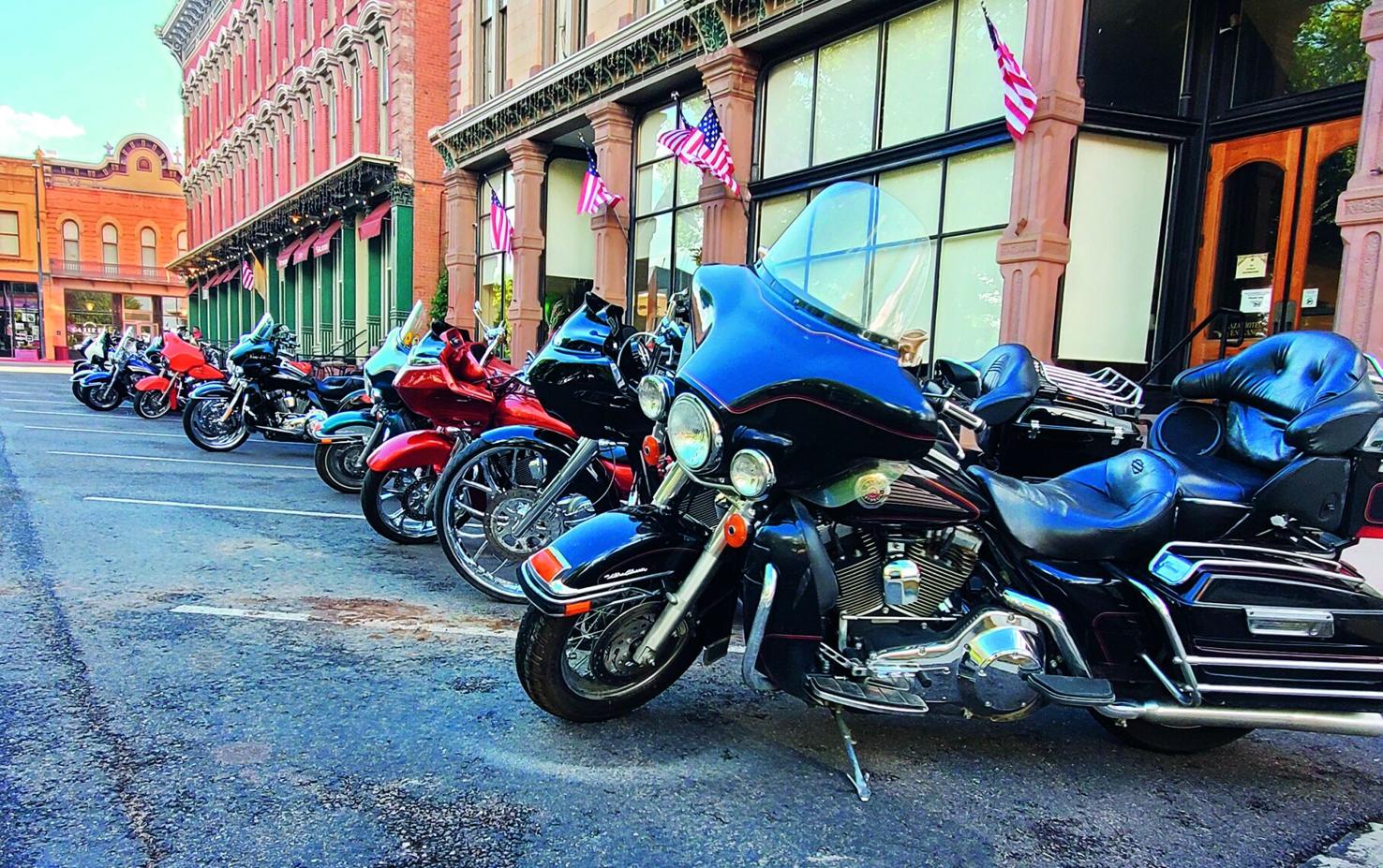 Thousands flock to Vegas for rally, but organizers aim higher | Local ...