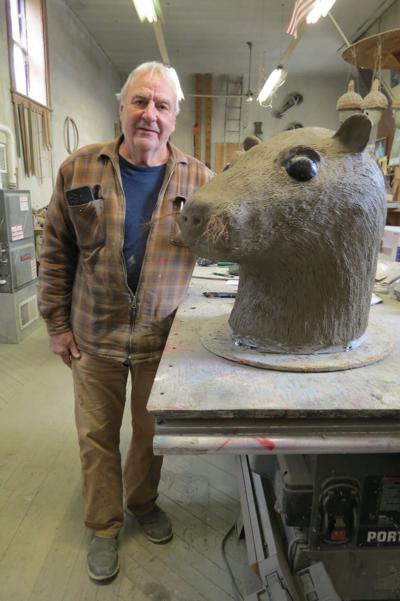 New Alex artist installing sculpture of otter in Blairsville | Local ...