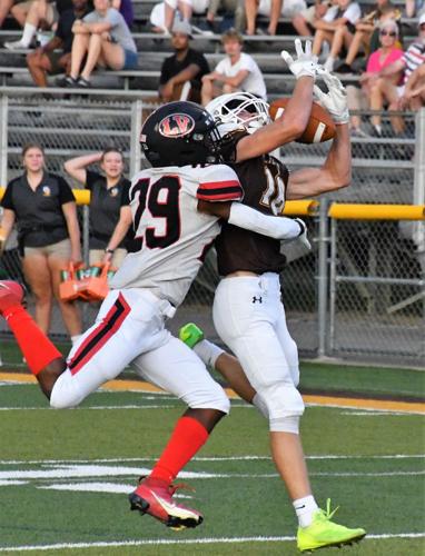 Ligonier Valley football suffers first loss of 2024 at Greensburg Salem ...