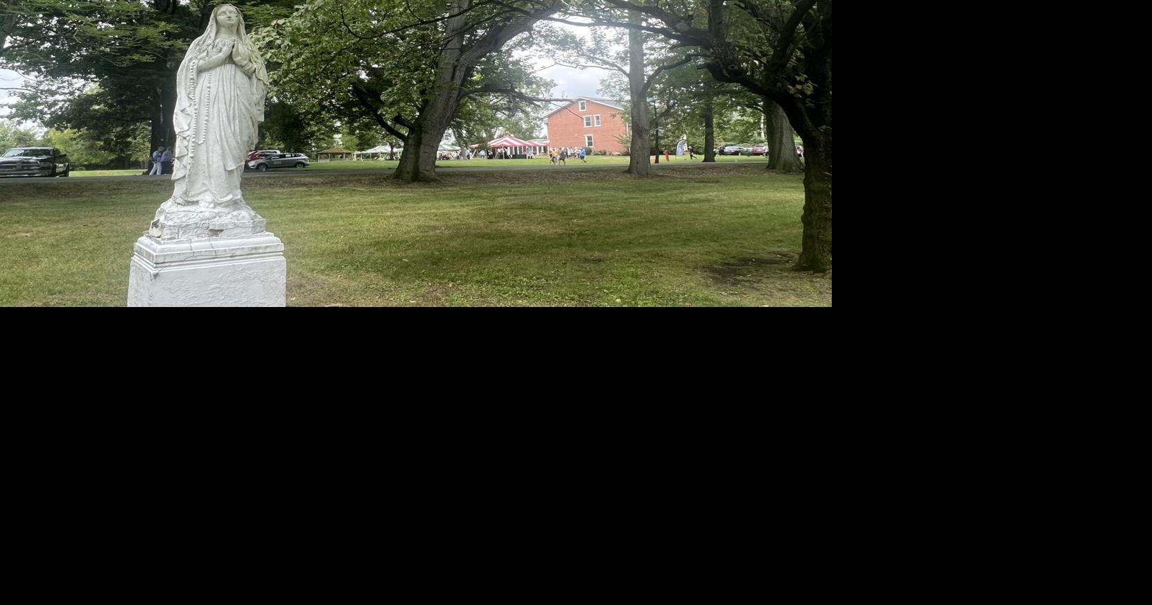 Sisters of Mercy, St. Xavier Academy alumni return to celebrate ...