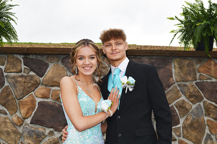 Mainline Area Proms 2024 | Photo Galleries | latrobebulletinnews.com