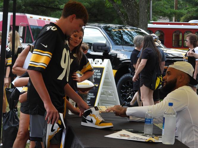 Steeler Nation out in full force | Local News | latrobebulletinnews.com