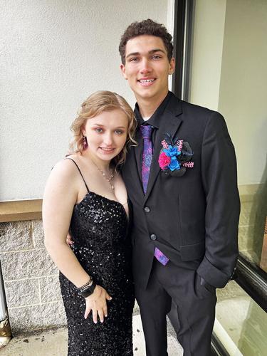 Mainline Area Proms 2024 | Photo Galleries | latrobebulletinnews.com