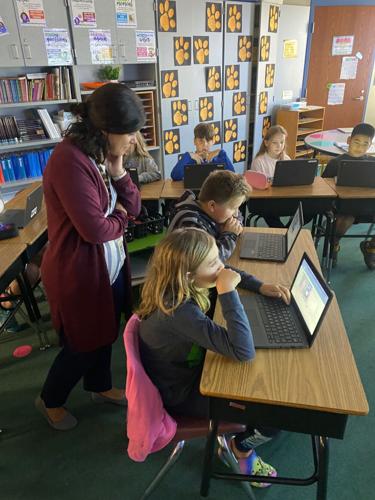 Fourth-graders learn spooky coding with ‘Robot Haunted House ...