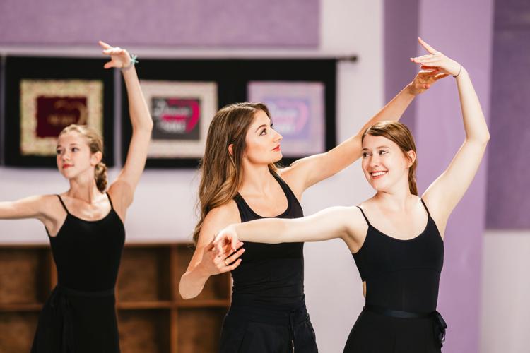 Like mother like daughter: Sue and Abigail Hewitt team up to impart a ...