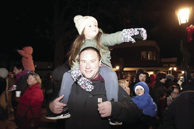 Ligonier lights up with holiday spirit | Multimedia ...