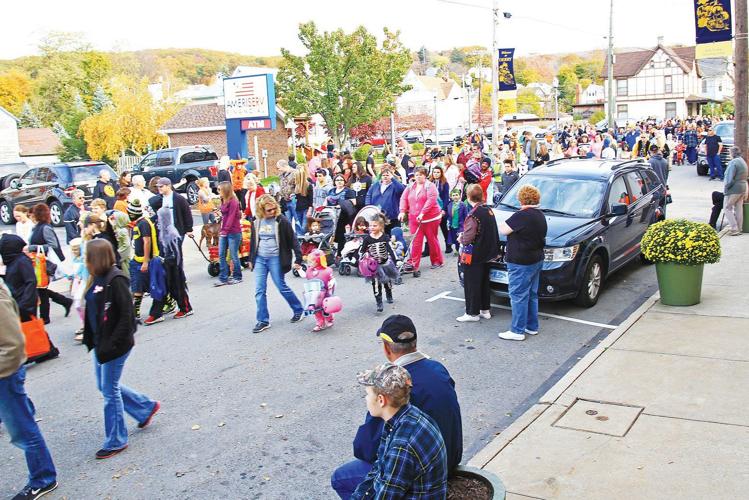 All sorts of spooks haunt annual Derry Halloween parade | Local News ...