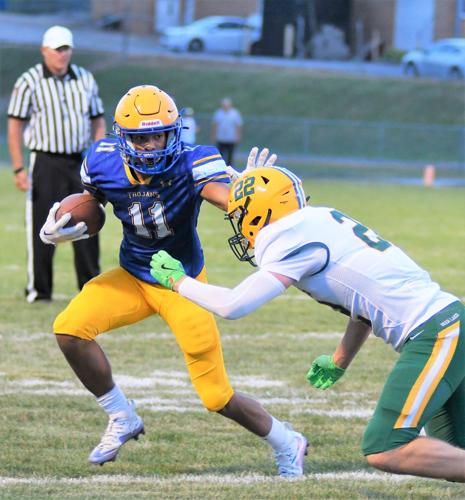 Derry Area football’s Damauri Robinson named male Athlete of the Week ...