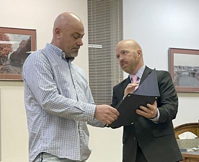 Council recognizes former police chief | Local News ...