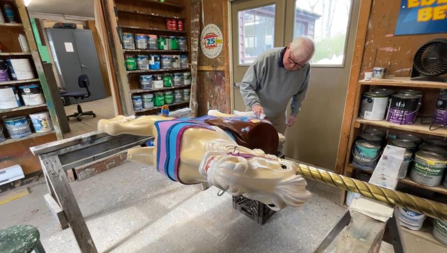 A man and his horses: Ed Ostroski, the carousel painter at Idlewild ...