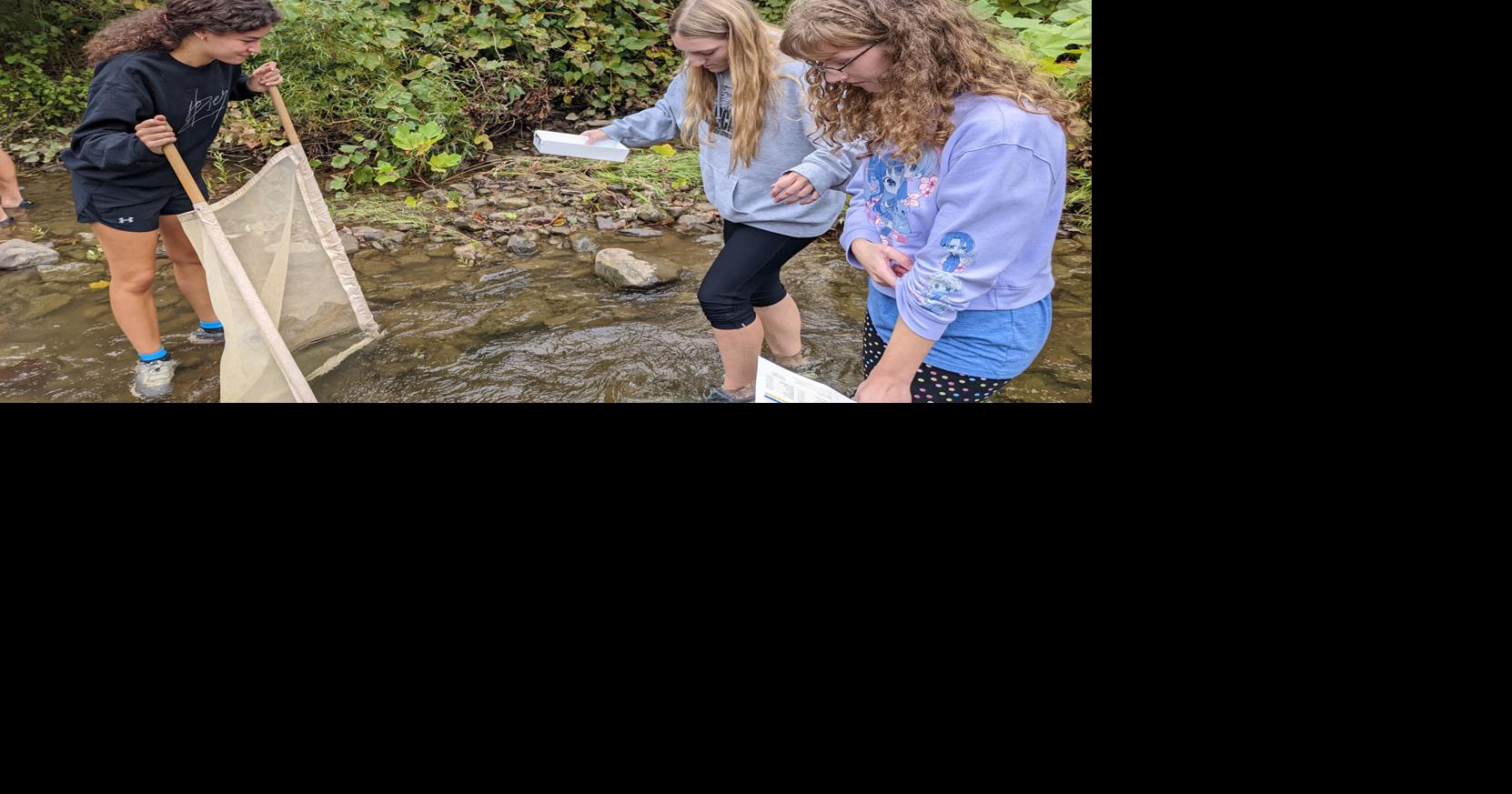 GL Capstone students learn in the field, classroom | Education ...