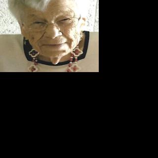 Mary Mills Stahovic | Obituaries | latrobebulletinnews.com