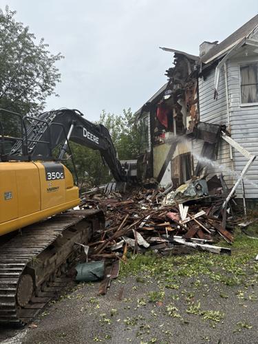 Paxton building is razed | Local News | latrobebulletinnews.com