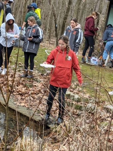 Freshman GLSD biology students visit Jennings Environmental Center ...