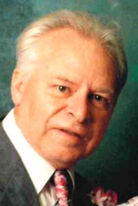 Roy E. Dixon | Obituaries | latrobebulletinnews.com