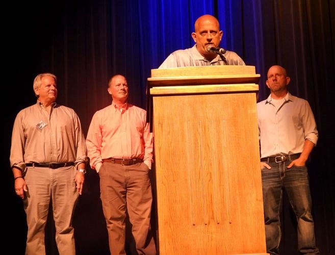 Derry Area School District honors alumni at Hall of Fame ceremony ...