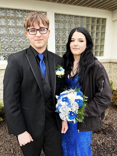 Mainline Area Proms 2024 | Photo Galleries | latrobebulletinnews.com