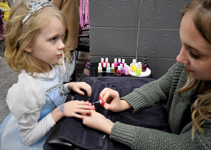 Princesses gather for EWCTC fundraiser | Local News ...