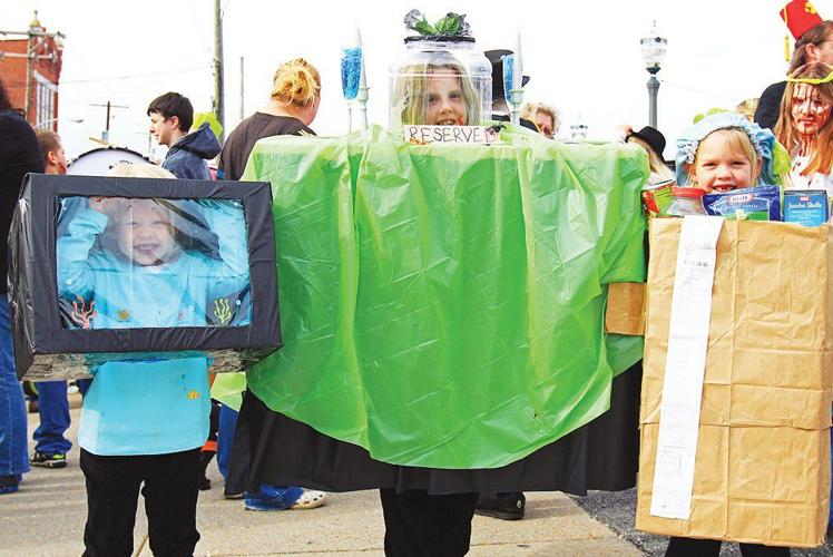 All sorts of spooks haunt annual Derry Halloween parade | Local News ...