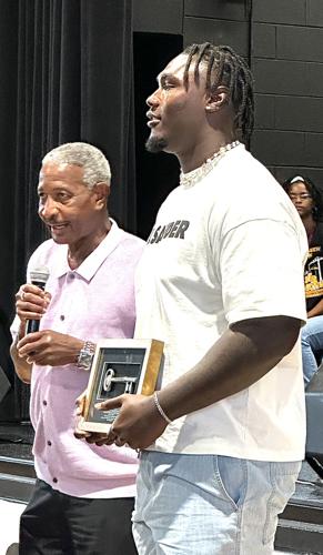 Cross words inspire students at convocation | Education | leader-call.com