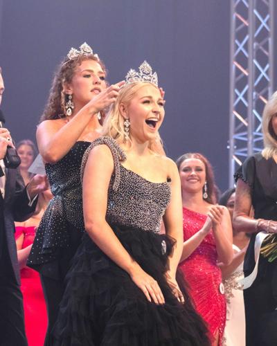 Cece rose topless sweet, amiable personality with an