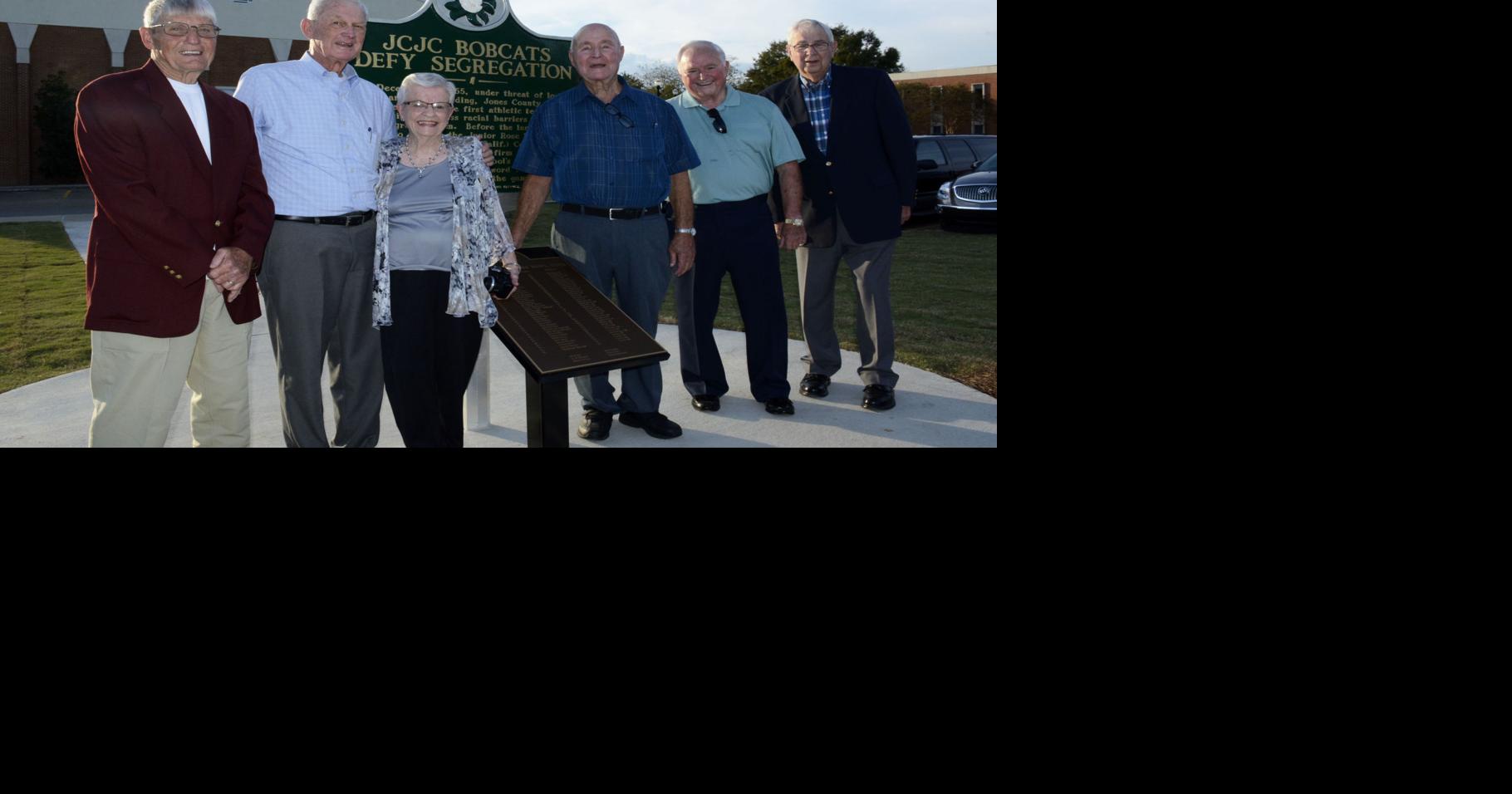 State Historical Marker unveiled at Jones College; honors 1955 Jr. Rose ...