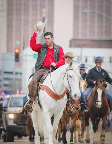 Pittman presents parade awards for Dixie National Rodeo | Free News ...