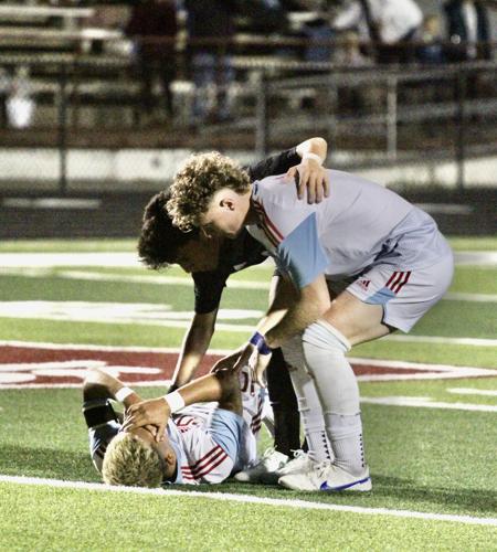 Late surge lifts Long Beach over SJ | Sports | leader-call.com