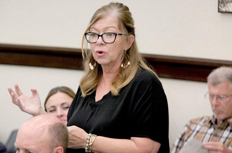 'THIS IS A BUNCH OF CRAP' | News | leader-call.com