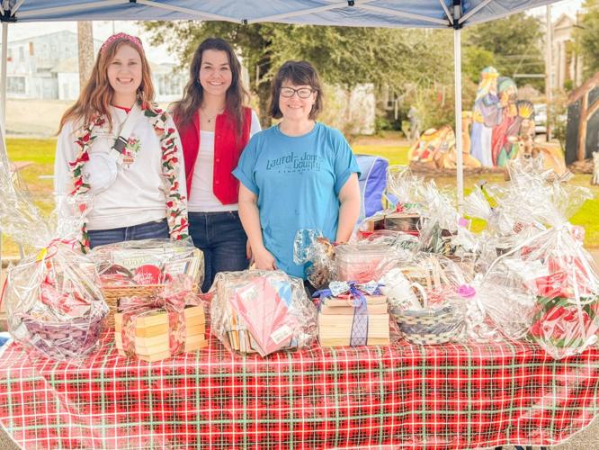Ellisville Christmas Parade '23 | Free News | leader-call.com