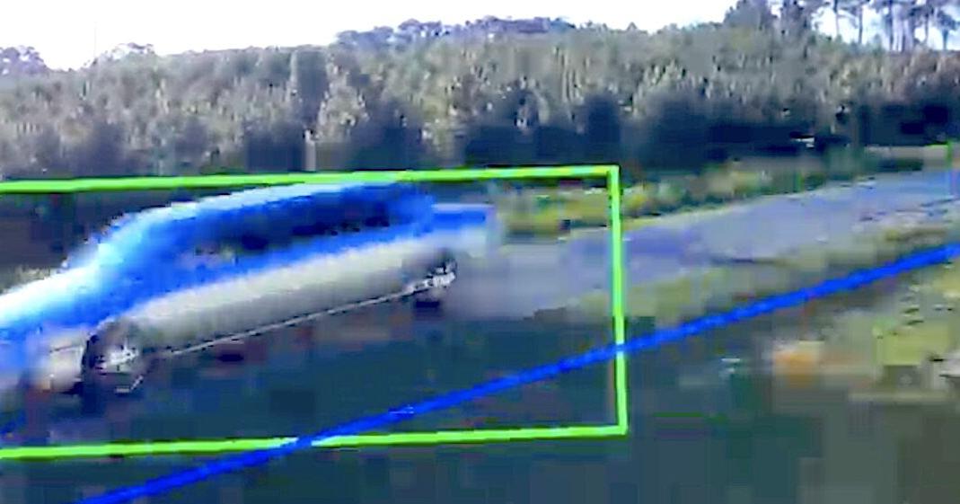 Limo driver smashes cop car, gets tased | Free News | leader-call.com