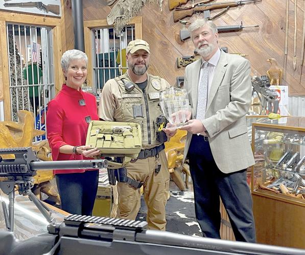 LEADER-CALL/HELLFIGHTERS 2021 LAW ENFORCEMENT OFFICER OF THE YEAR DENNY ...