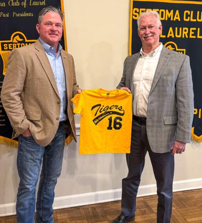 Talking ball with 'Coach Oz' | Sports | leader-call.com