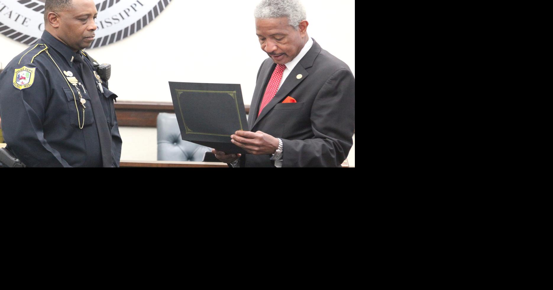 Officers honored for defusing volatile situation | Local News | leader ...