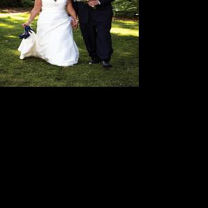 Ashley Tedesco is married to Troy Hoefer | Weddings | leadvilleherald.com