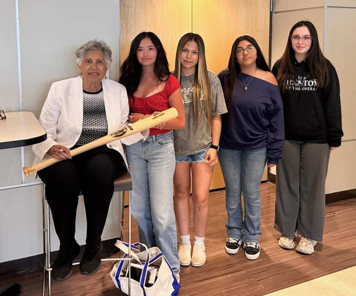 Member of ‘Little Rock Nine’ speaks to LCHS students | Local News ...