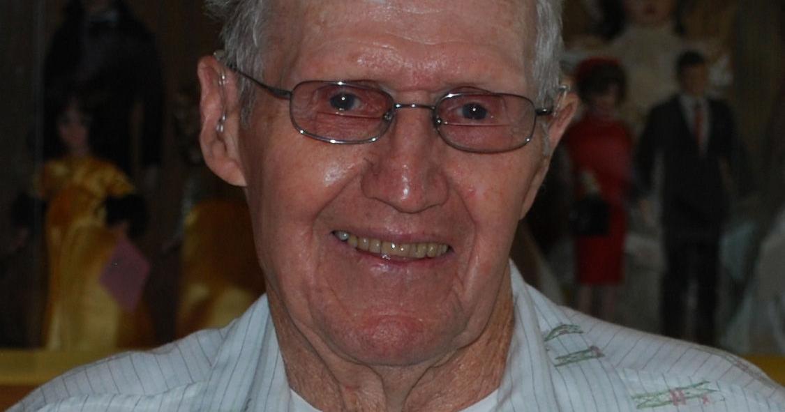 Everett G. Davis | Obituaries | ledger.news