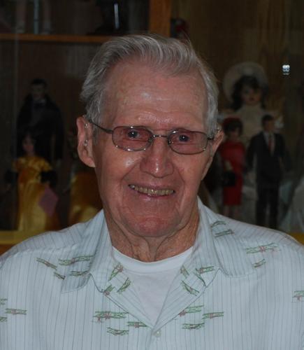Everett G. Davis | Obituaries | ledger.news